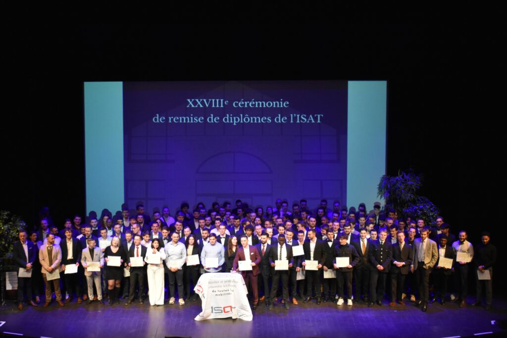 REMISE DES DIPLÔMES - ISAT